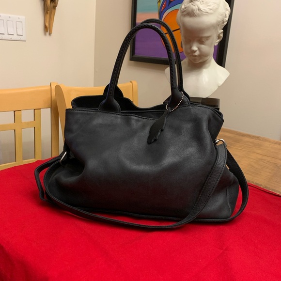 Roots | Bags | Roots Elegant Black Leather Tote Bag | Poshmark